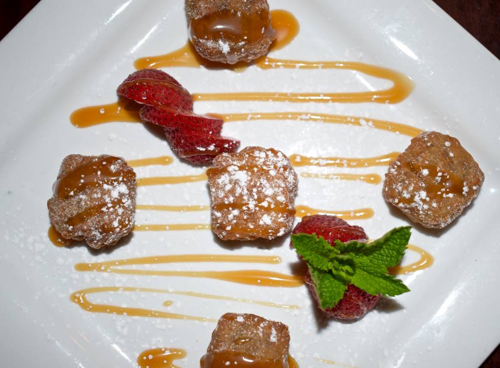 caffe DeLuca | Italian Restaurant in Forest Park