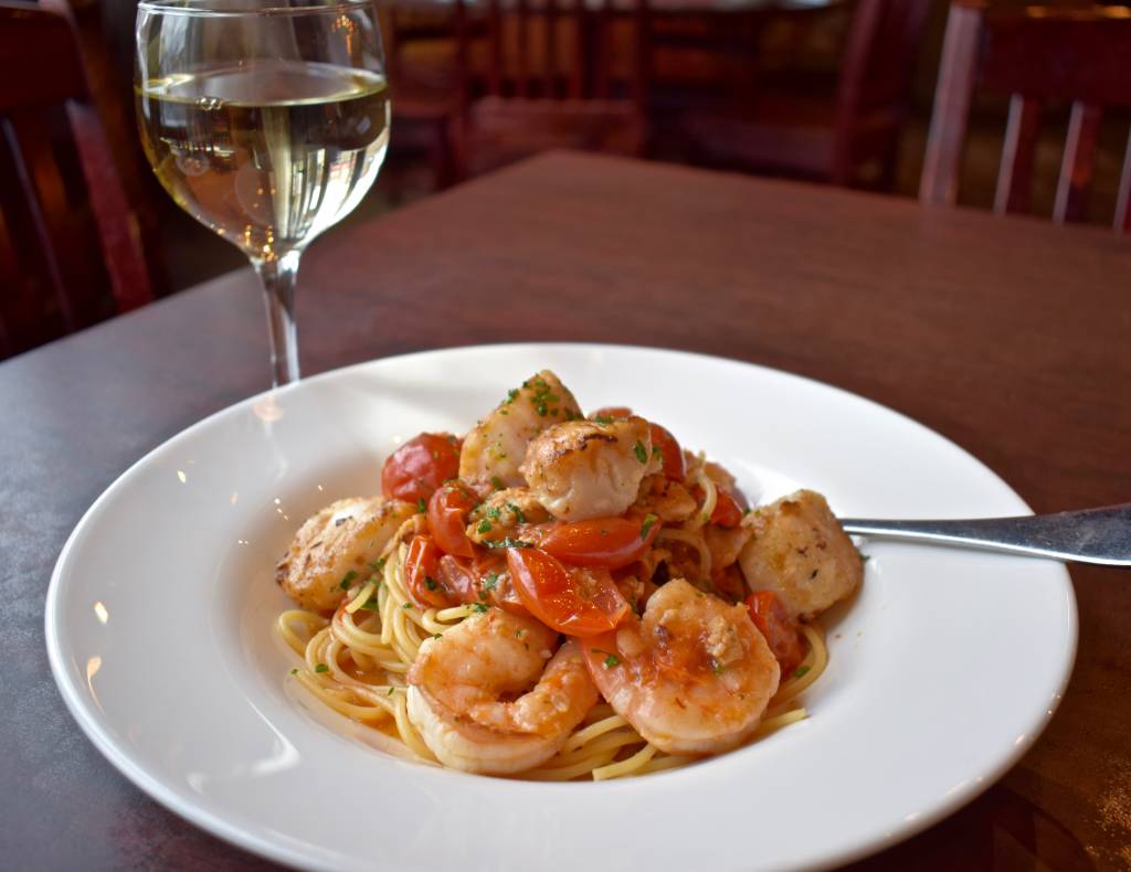 caffe DeLuca | Italian Restaurant in Forest Park