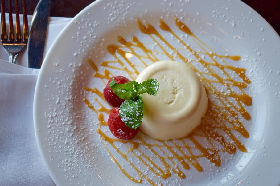 caffe DeLuca | Italian Restaurant in Forest Park